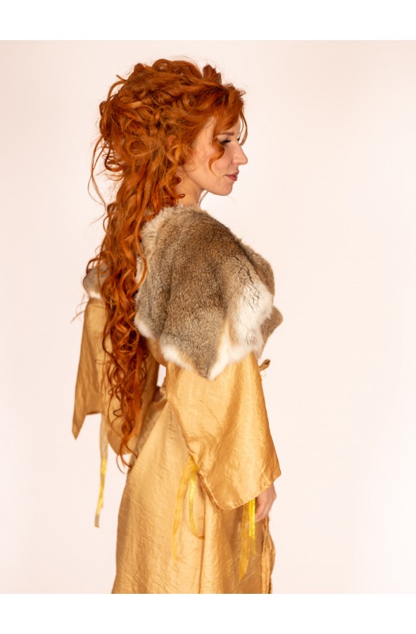 Roman Rabbit Capeline with Golden Brooch - Luxury Jute Accessor